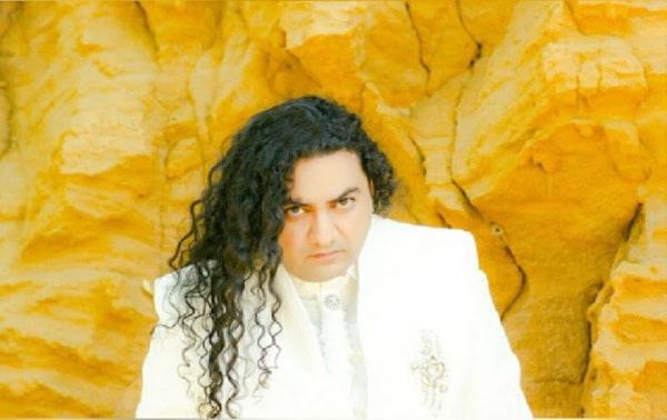 Taher Shah announces Hollywood movie and music video in pipeline