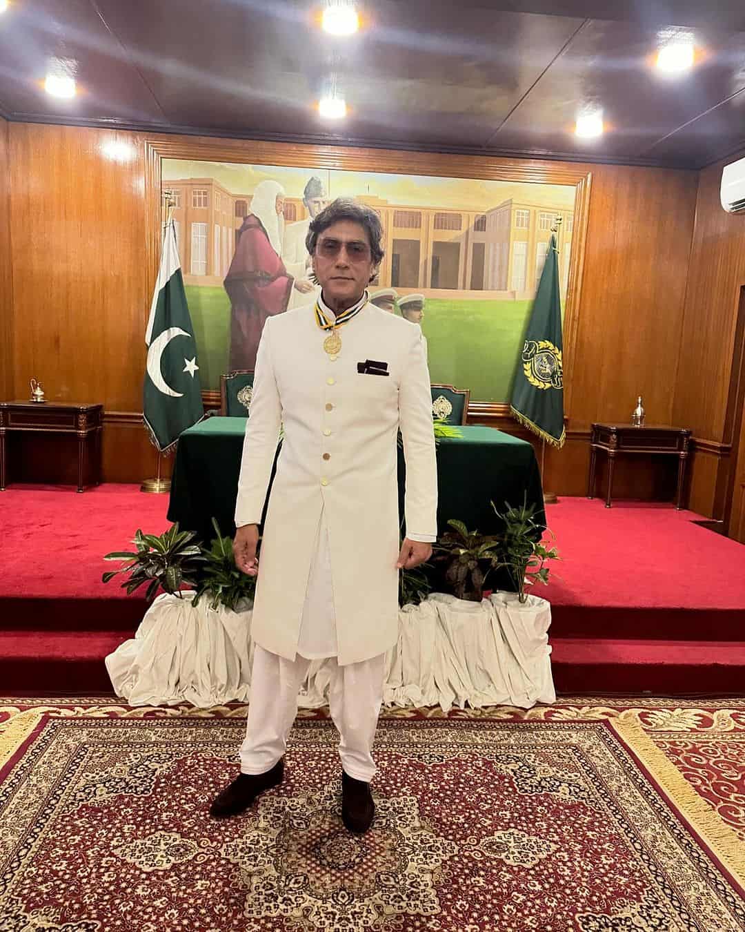 Mufti Muneeb, Kaleem Imam, Arif Habib, Adnan Siddiqui among 73 civil ...