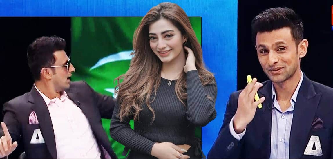 Did Shoaib Malik send flirty messages to actor Nawal Saeed?