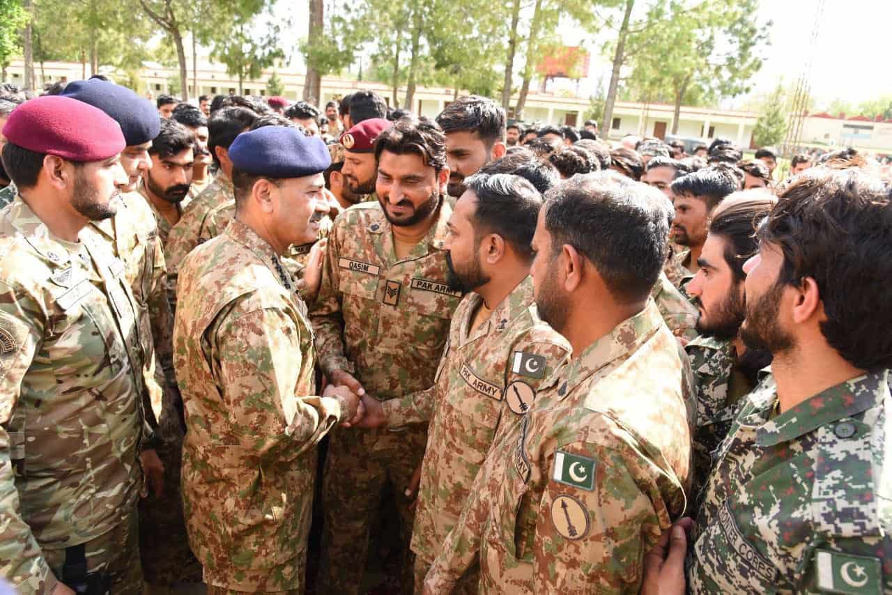 Pakistan Army chief celebrates Eid with troops in North Waziristan