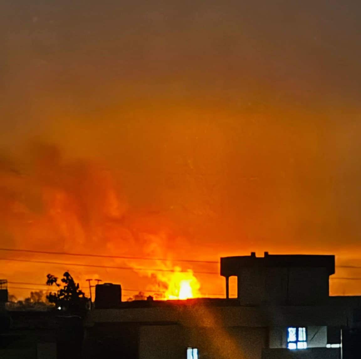Fire at Sabzazar Grid Station: Here is an update on power supply ...