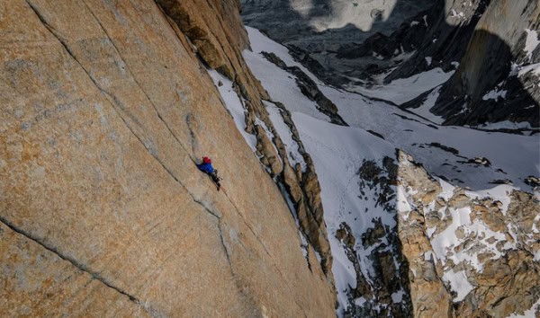 Italy s Ragazzo completes first solo rope ascent of Pakistan’s ‘Eternal ...