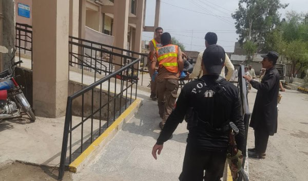 Two policemen killed in militant attack on judges convoy in Tank ...