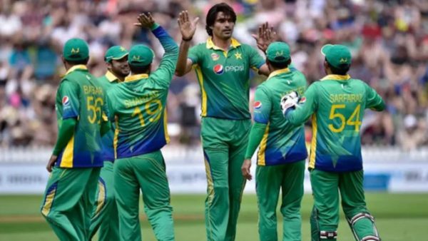 Third Pakistani cricketer announces retirement in three days