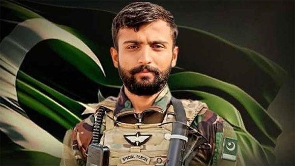Army captain martyred, 10 terrorists killed in DI Khan operation