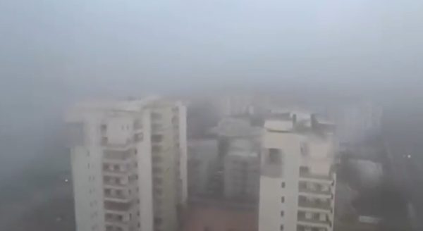 ‘Mysterious’ fog engulfs Karachi; here’s what the experts say
