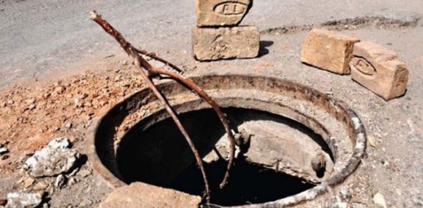 Three-year-old child dies after falling into open manhole in Karachi’s ...