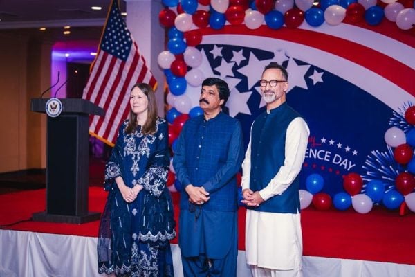 US Consulate General Lahore welcomes Stetson Sanders as New Consul ...