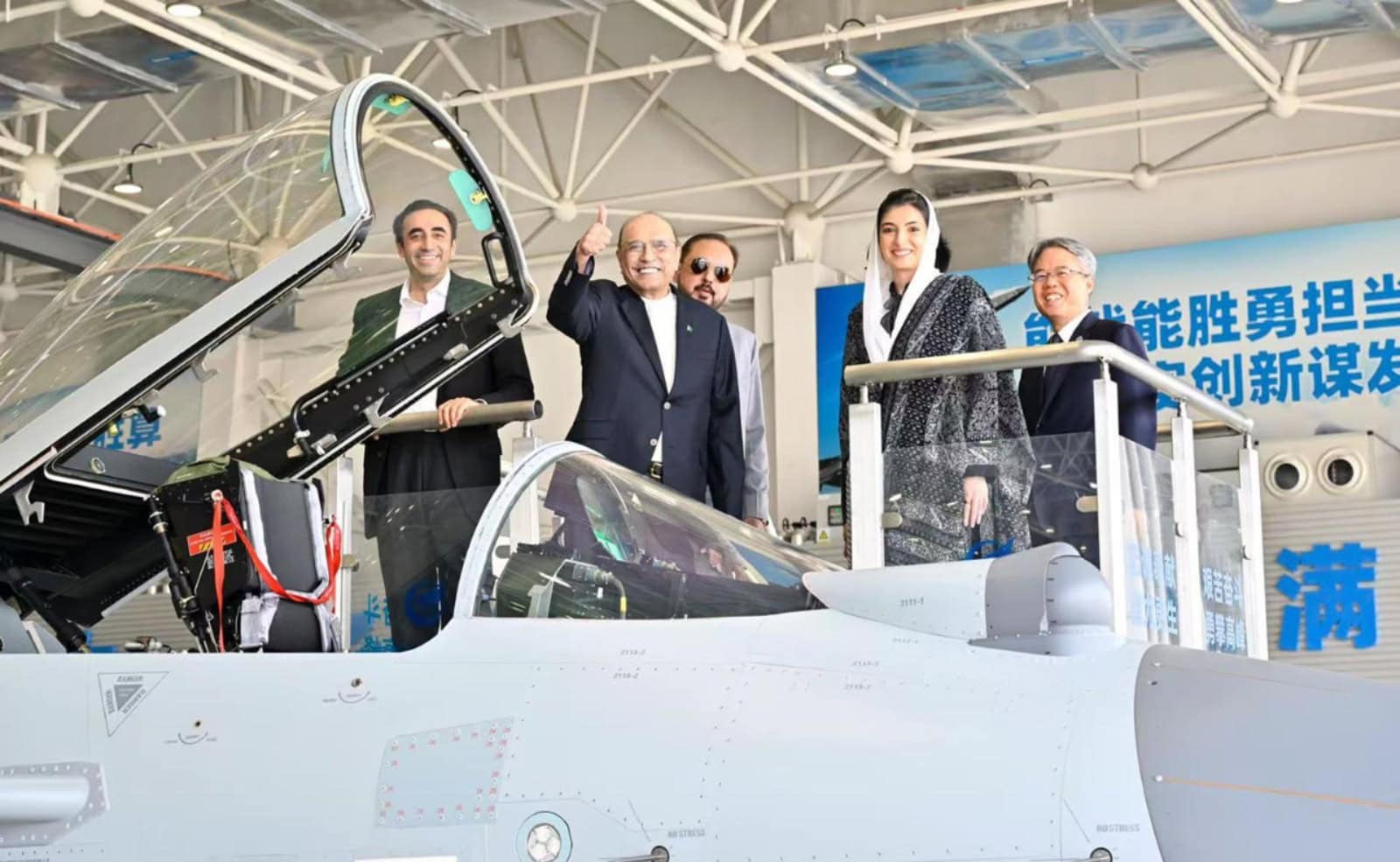 President Zardari becomes first foreign leader to visit China’s AVIC ...