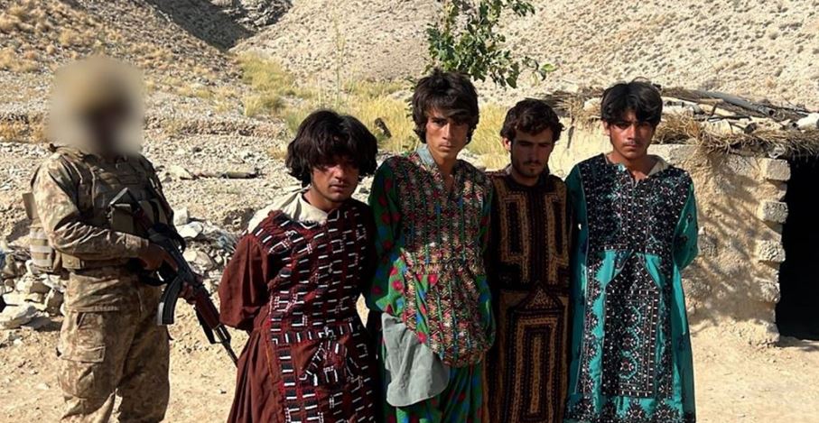 Four Fitna-al-Hindustan militants held while trying to flee in women ...