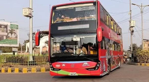 Karachi gests Double Decker Bus services, fares announced