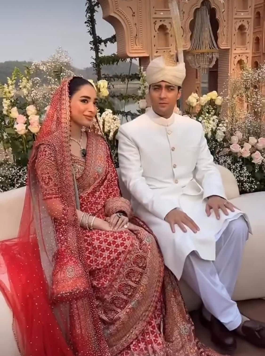 Junaid Safdar and Shanzeh Rohale's Wedding Pictures go viral