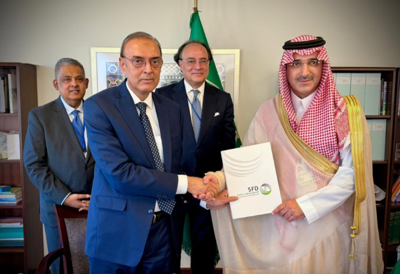Saudi Arabia rolls over $3 billion deposit to support Pakistan’s economy
